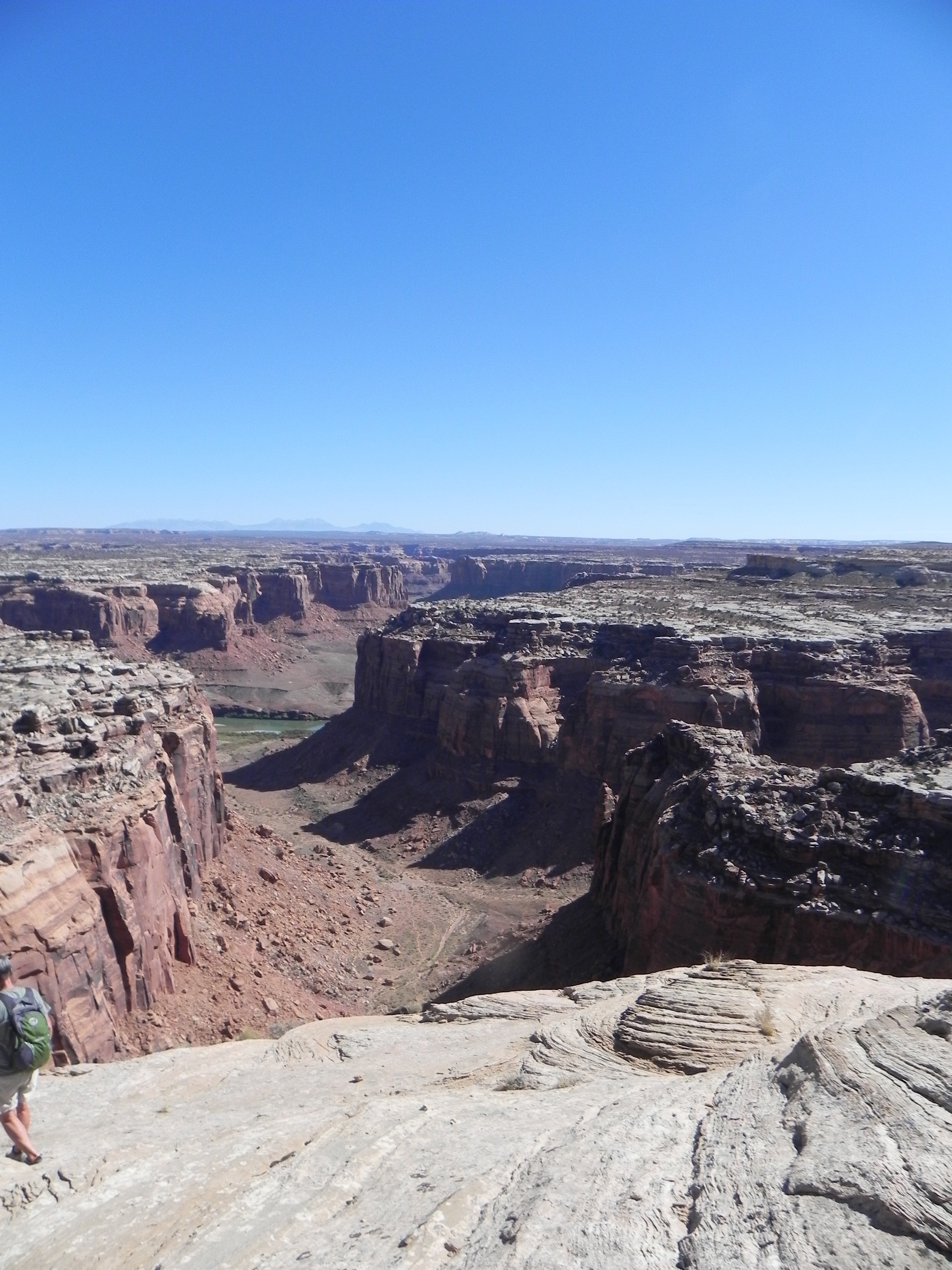 Colonnade Arch (Five Hole Arch) – Wanderers in Wonder
